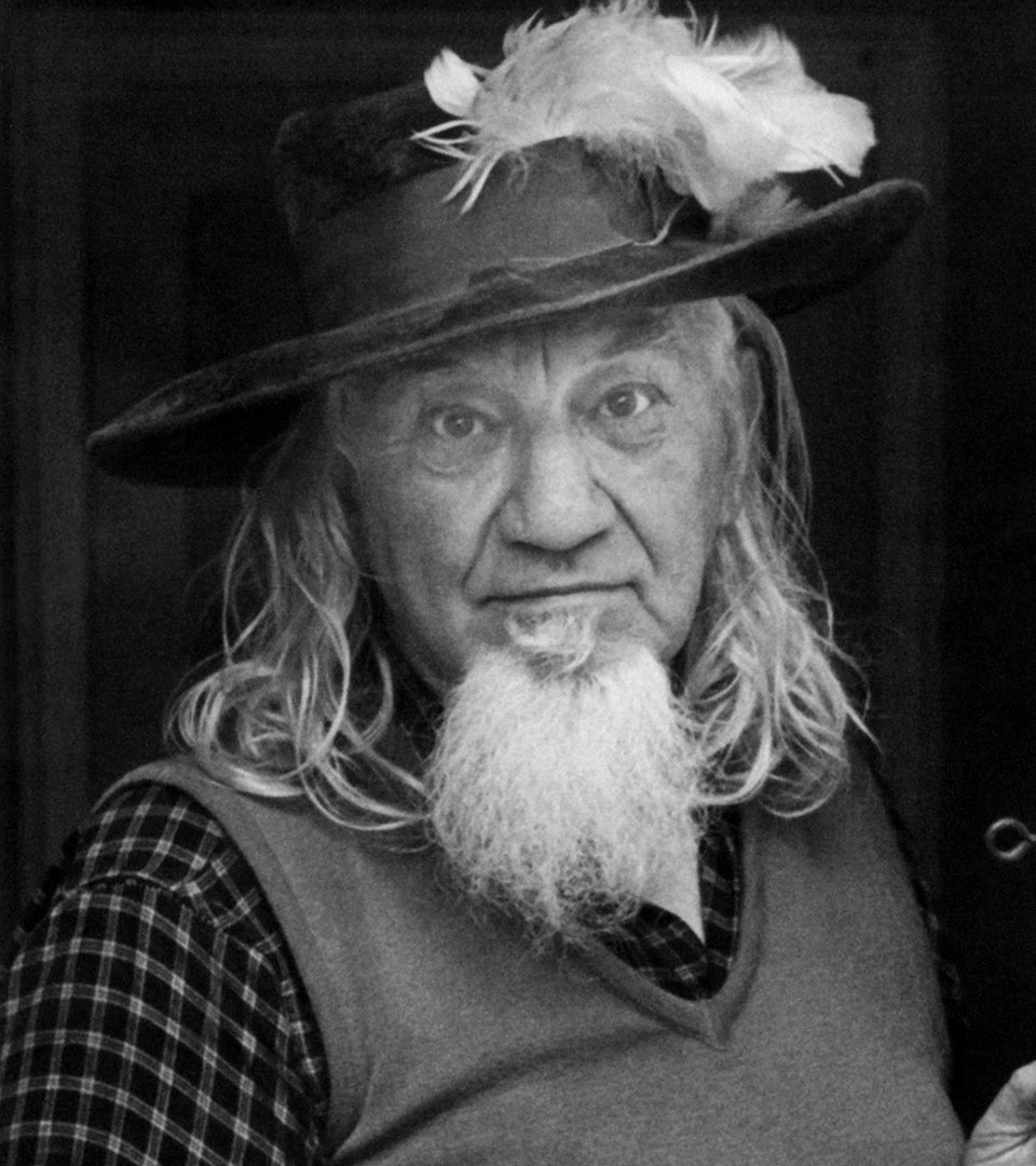 Who was the artist Walter Battiss - Woodstock Laundry Europe